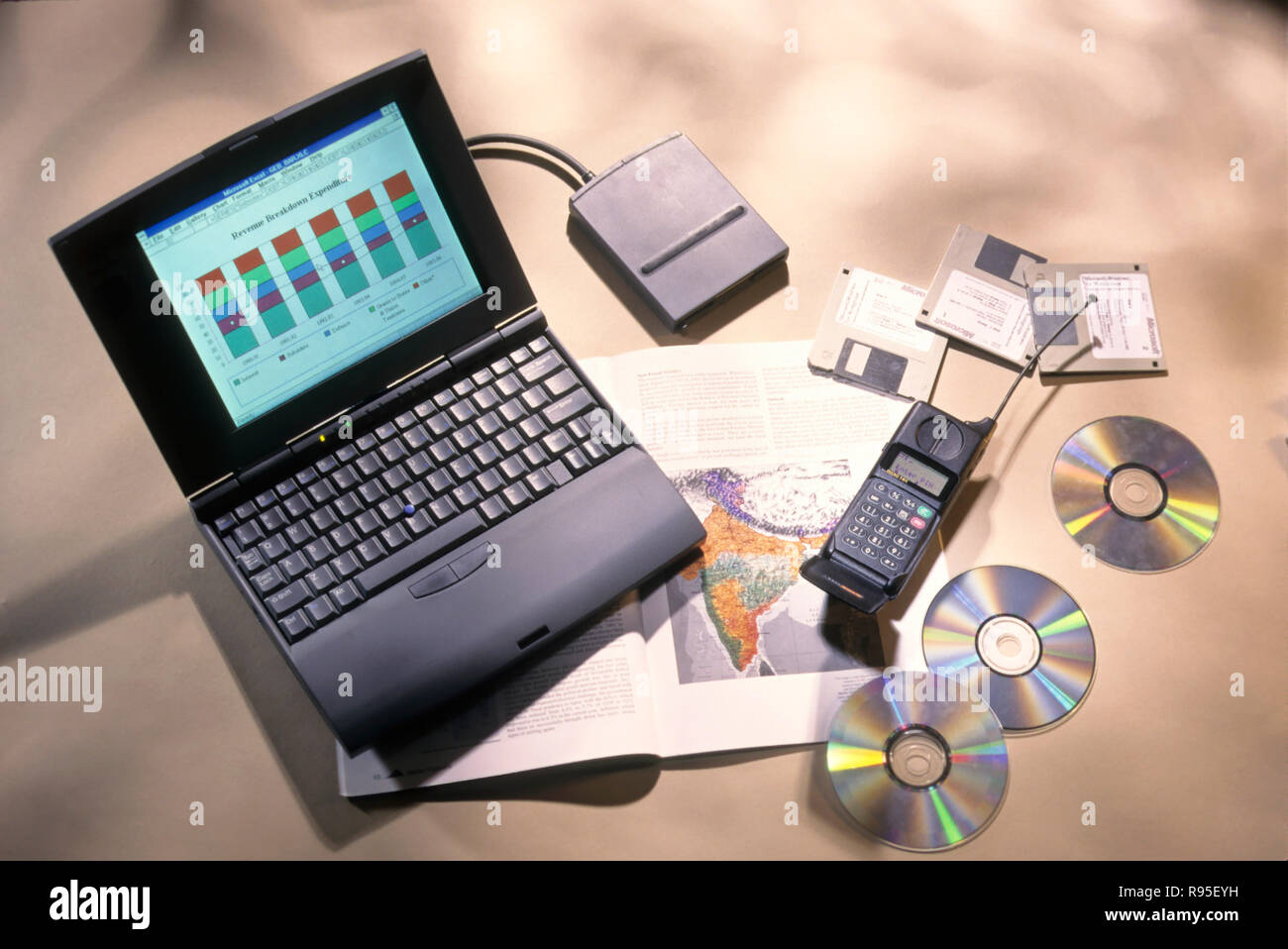 Laptop with floppy disk hi-res stock photography and images - Alamy