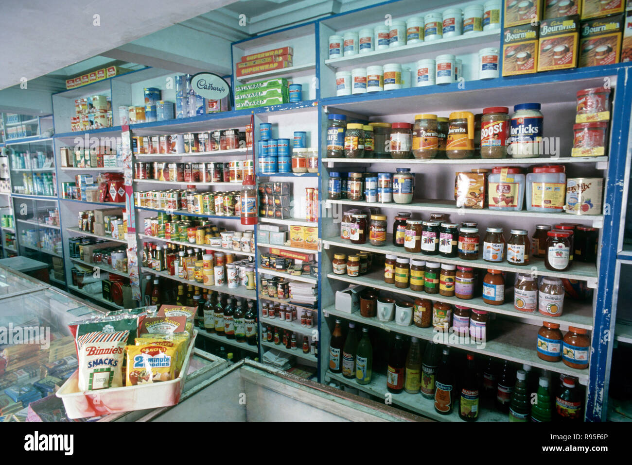 Typical Retail Store Counter Stock Photo - Alamy