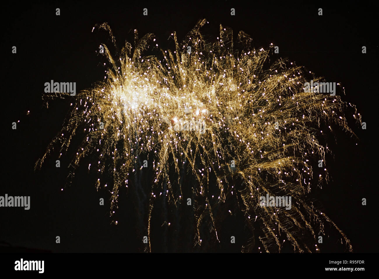 Fire cracker india hi-res stock photography and images - Alamy