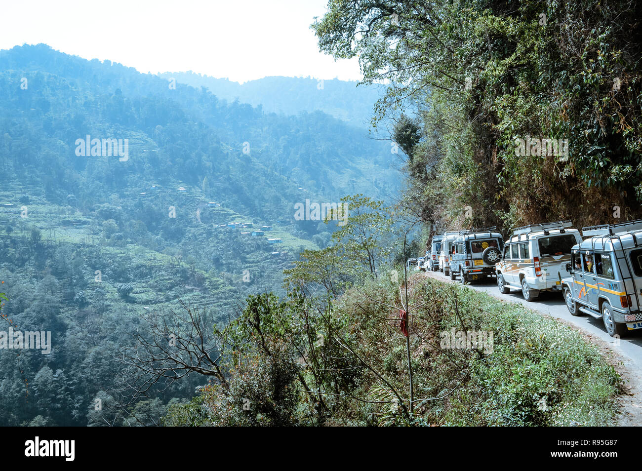 Transportation land vehicle traffic jam stationary road rush hour hi ...