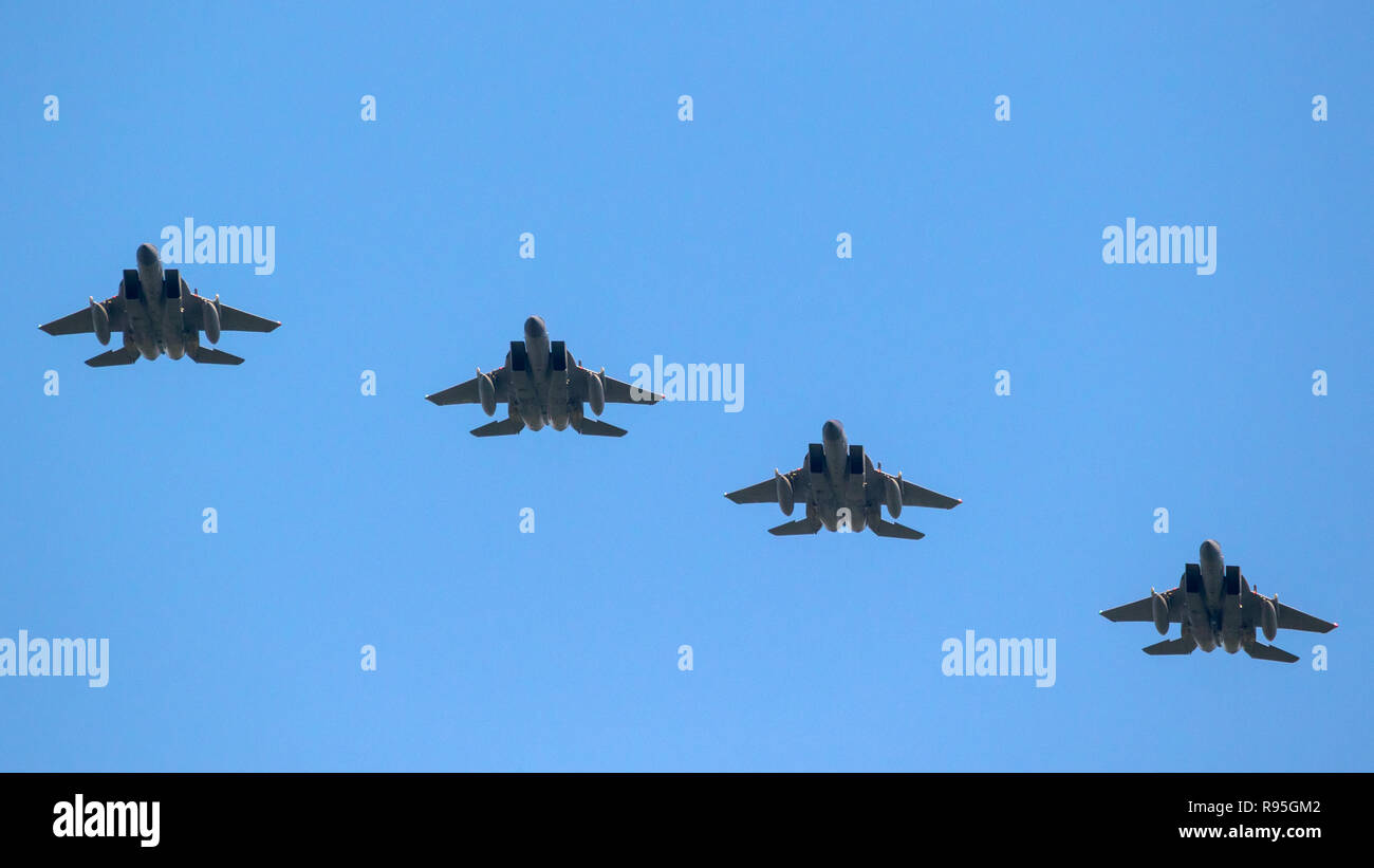 US Air Force fighter jet formation Stock Photo - Alamy
