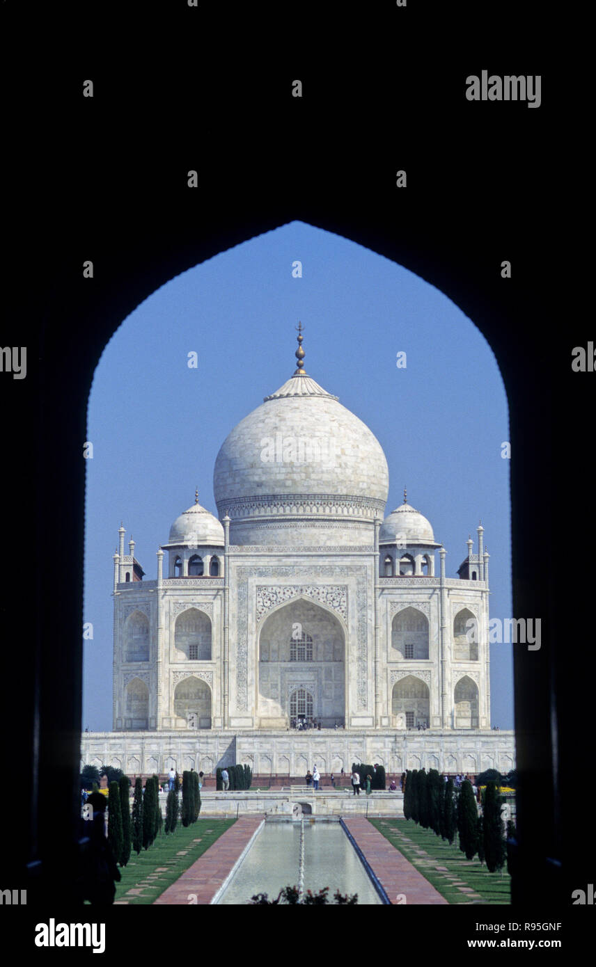 Uttar pradesh border hi-res stock photography and images - Alamy