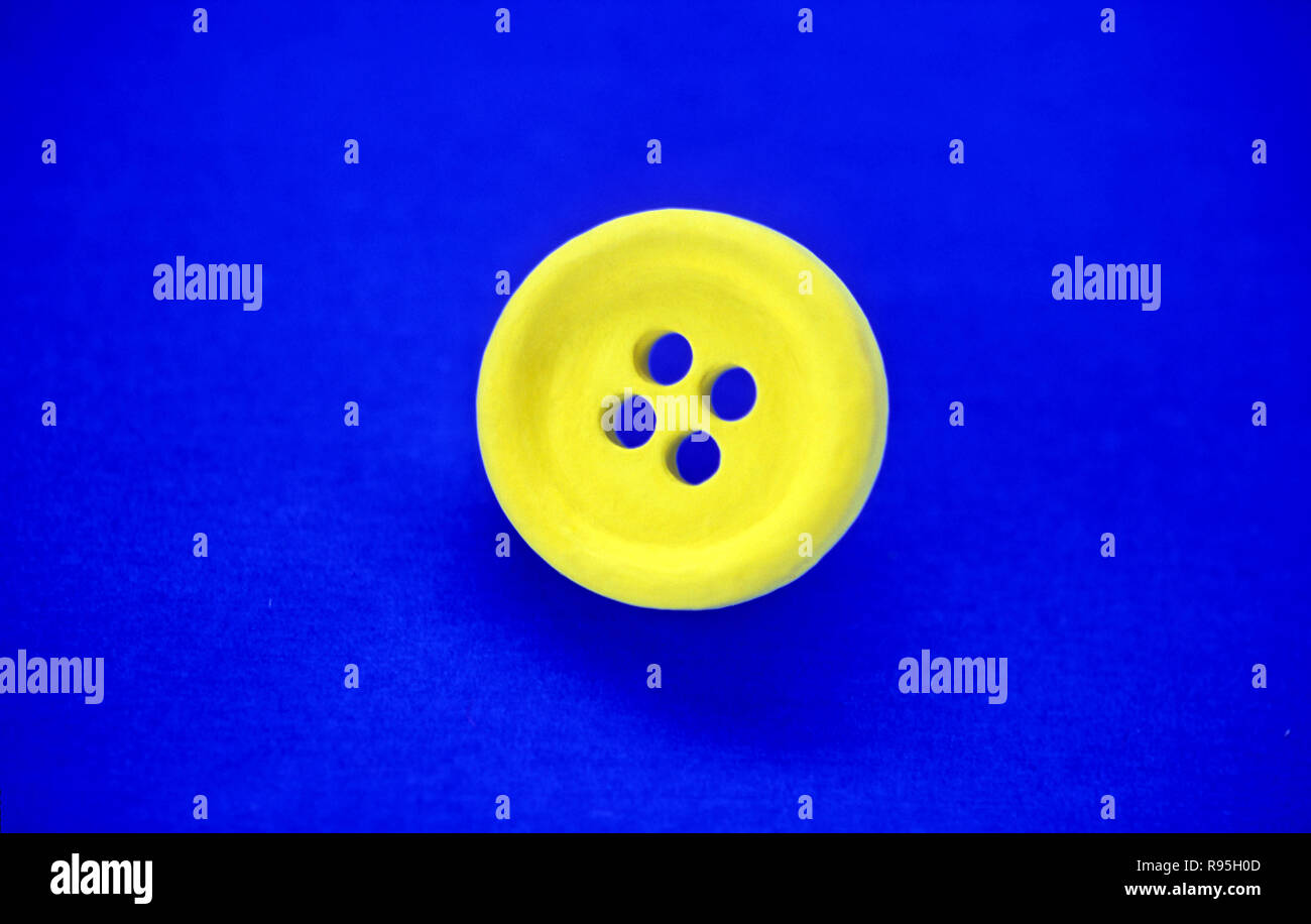 Yellow Round Button High Resolution Stock Photography and Images - Alamy