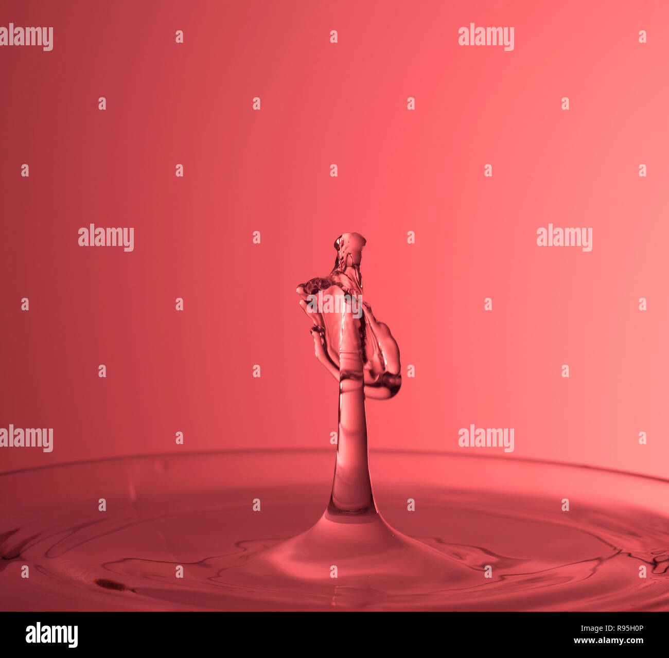 Liquid formation hi-res stock photography and images - Alamy