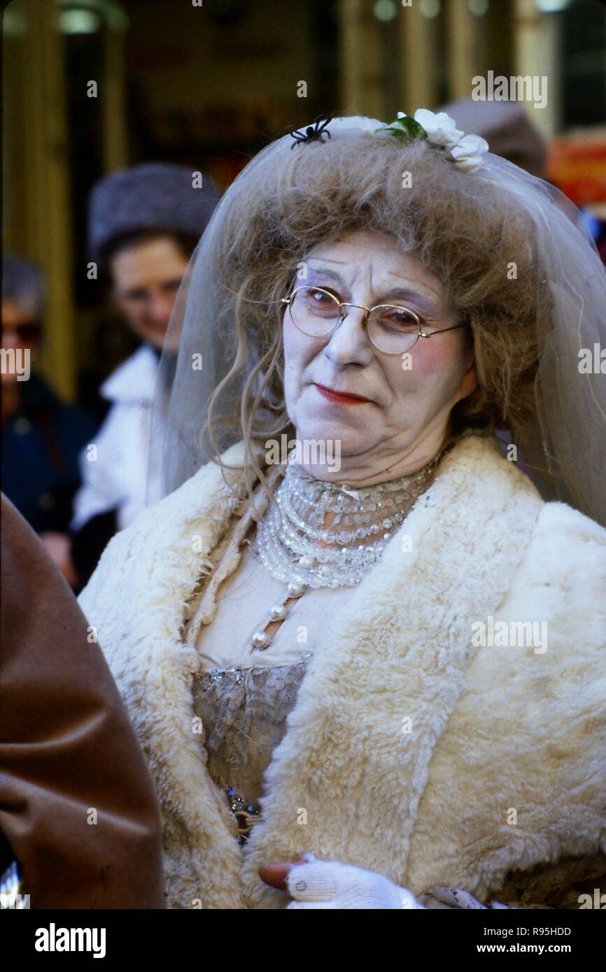 Miss havisham hi-res stock photography and images - Alamy