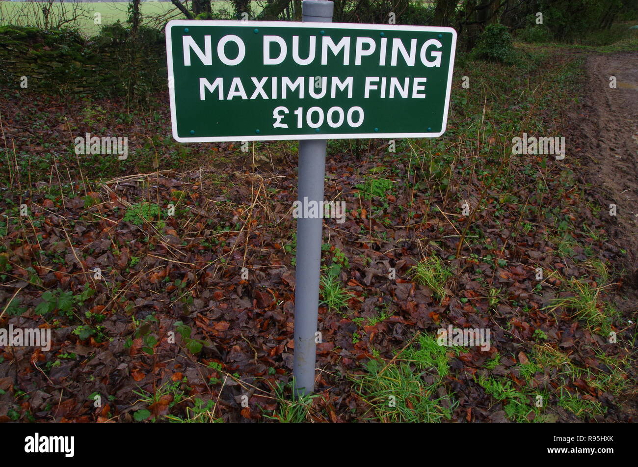 The Macmillan Way. Long-distance trail. Gloucestershire. Cotswolds ...