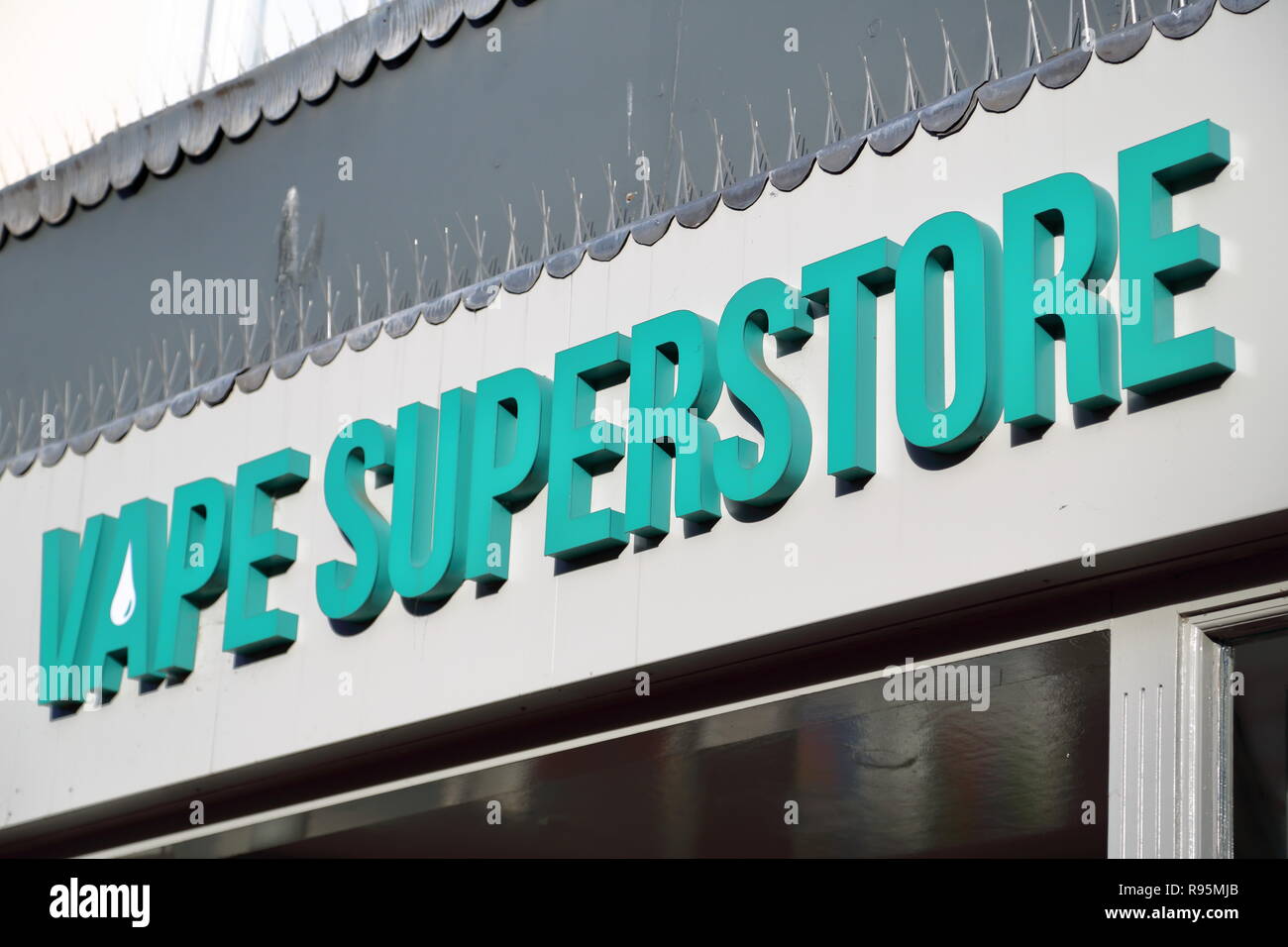 Vape Superstore logo above shop Stock Photo - Alamy