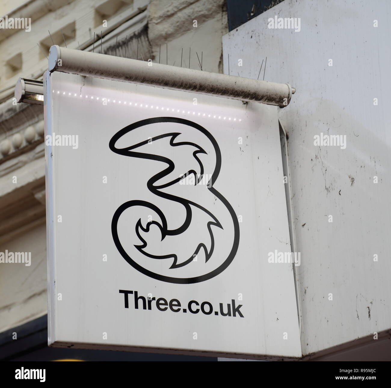 3 logo hi-res stock photography and images - Alamy