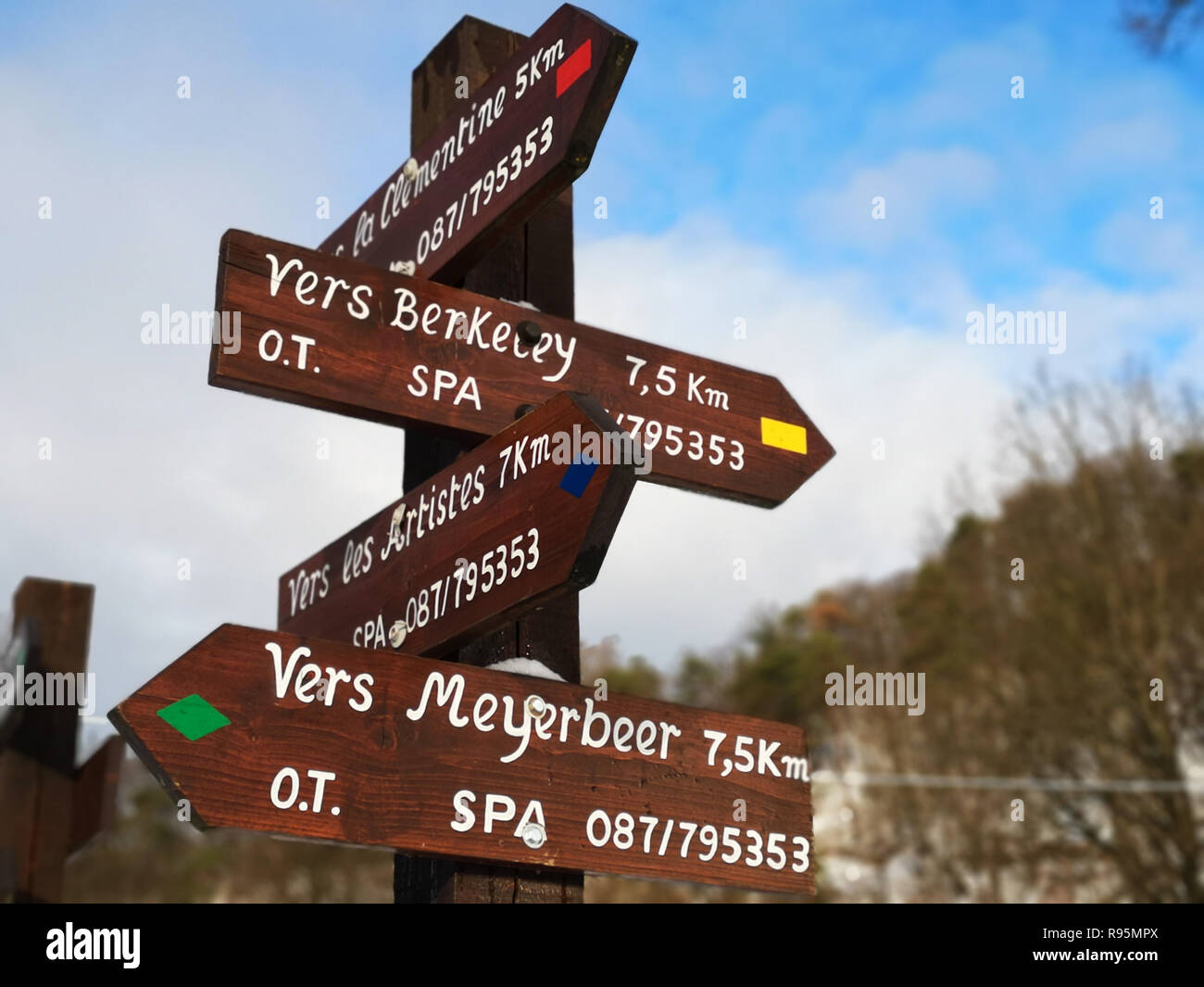 Multiple walking routes hi-res stock photography and images - Alamy