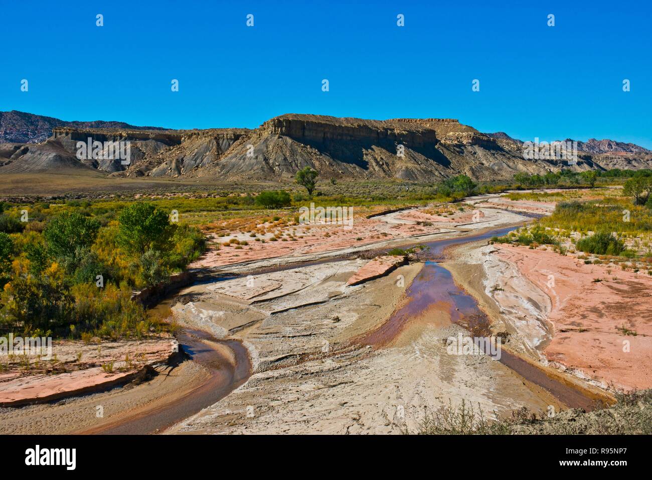 Utah, Big Water, Spectacular Views from Cottonwood Canyon Road Stock ...