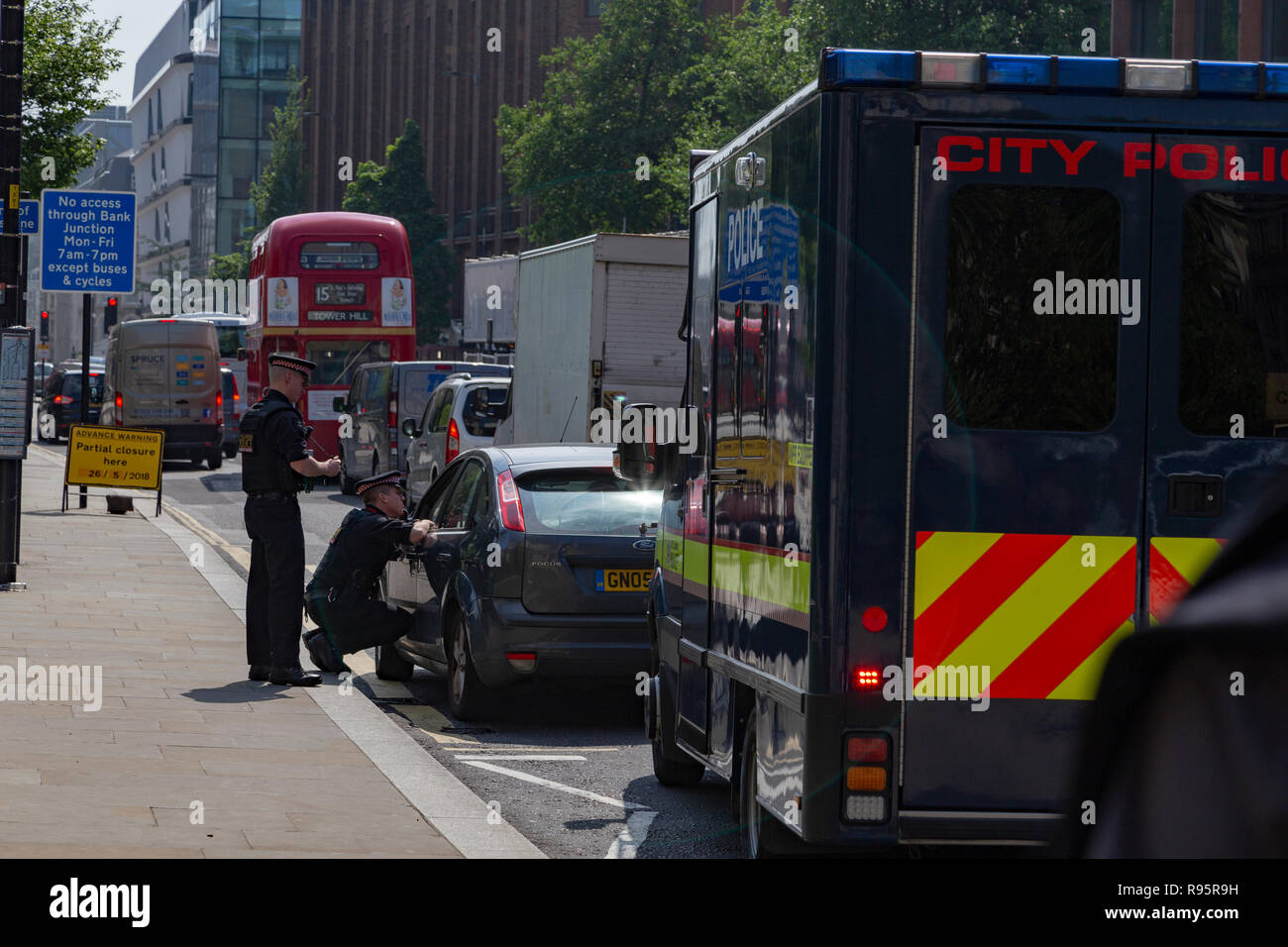 Car police check uk hi-res stock photography and images - Alamy