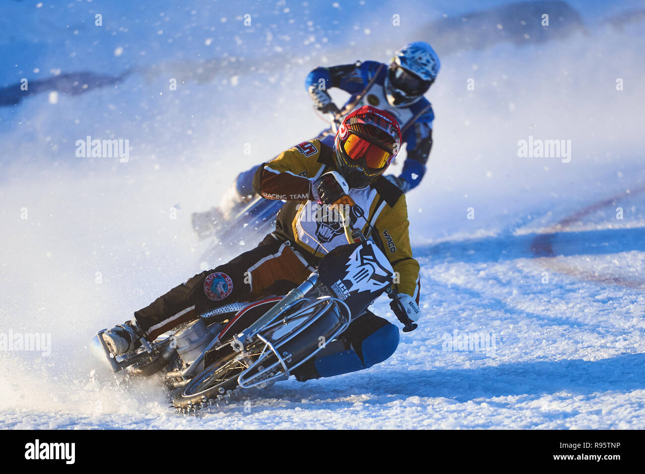Ice speedway hi-res stock photography and images - Alamy