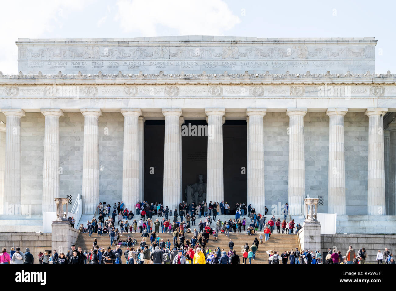 Lincoln memorial steps hi-res stock photography and images - Alamy