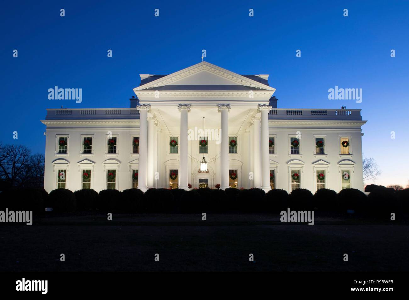 Side view house hi-res stock photography and images - Alamy