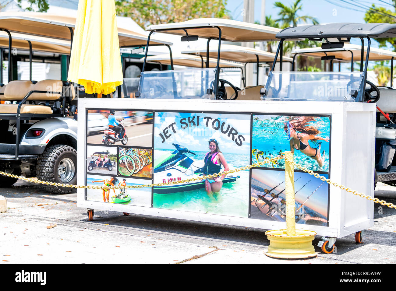 City tour gear hi-res stock photography and images - Alamy