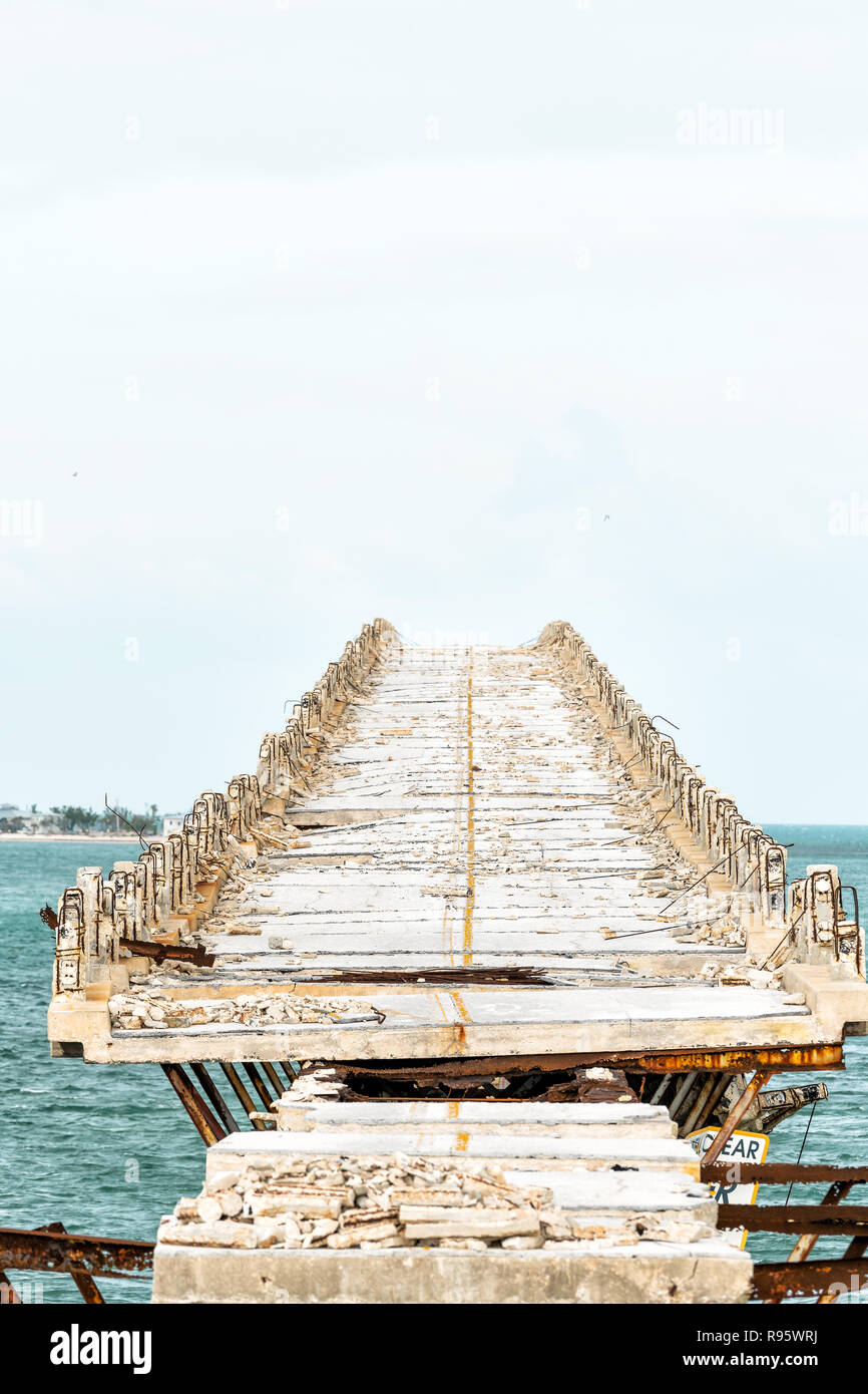 Old Seven Mile Bridge landscape of Florida Keys water atlantic ocean ...