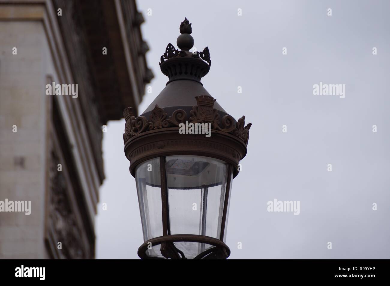 Gas lamps in paris hi-res stock photography and images - Alamy