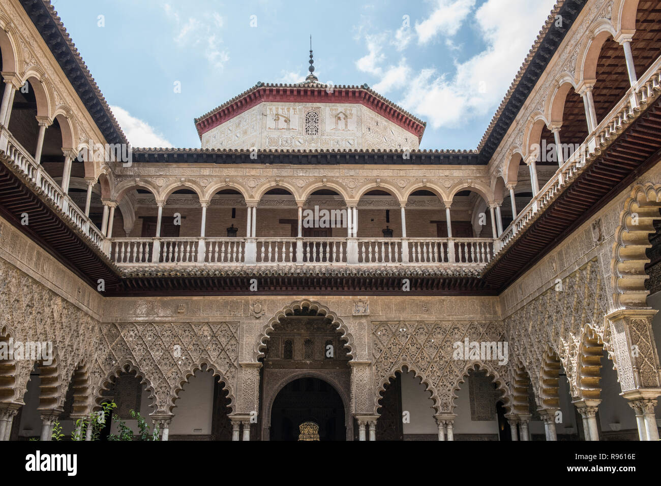 Beautiful architecture of the famous Alcazar of Seville Royal Palace ...