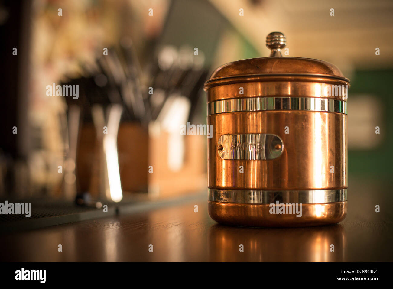 Kitchen recipient hi-res stock photography and images - Alamy