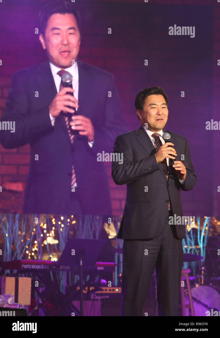 The Grove Christmas Tree Lighting Show Featuring: Councilmember David ...