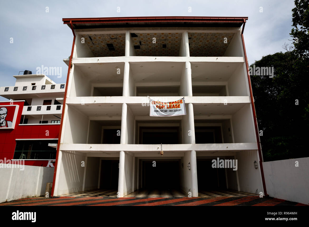 Empty Building shell Batticaloa Sri Lanka Stock Photo - Alamy