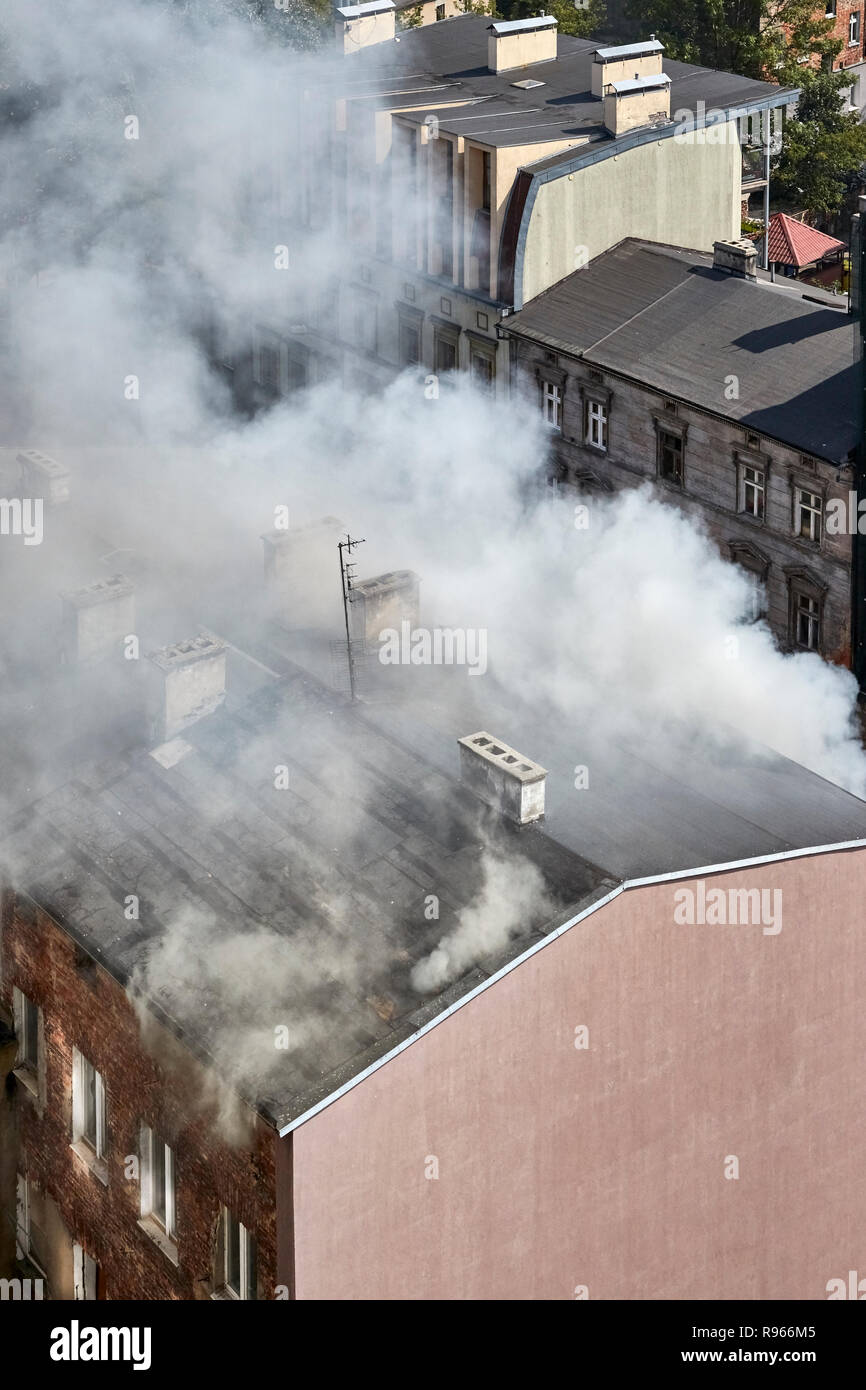 Thick building hi-res stock photography and images - Alamy