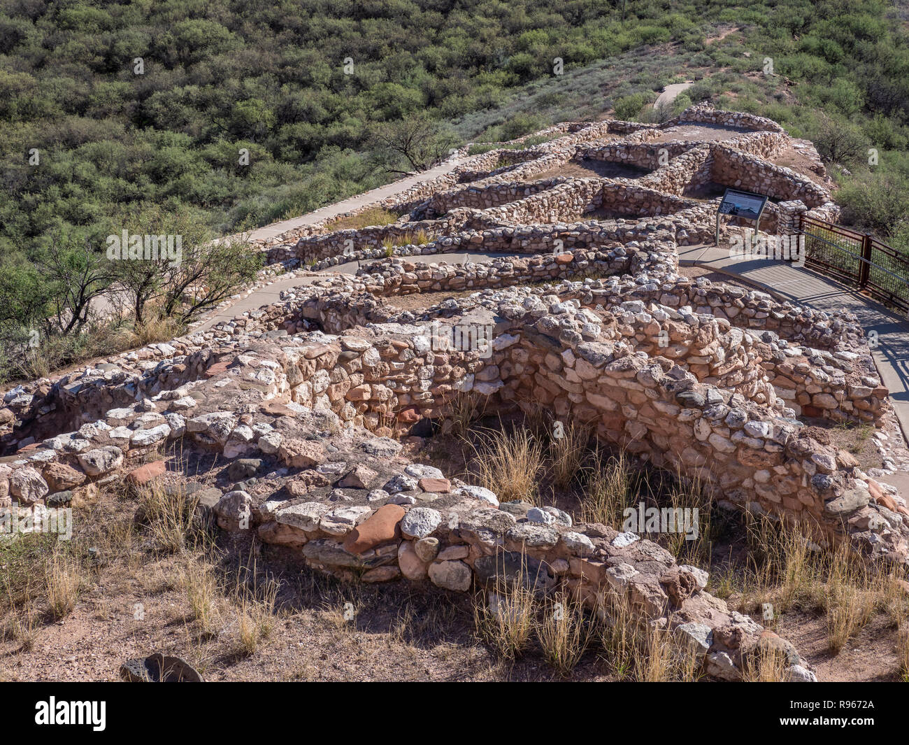 Southern Sinagua pueblo Indian ruins, Tuzigoot National Monument ...