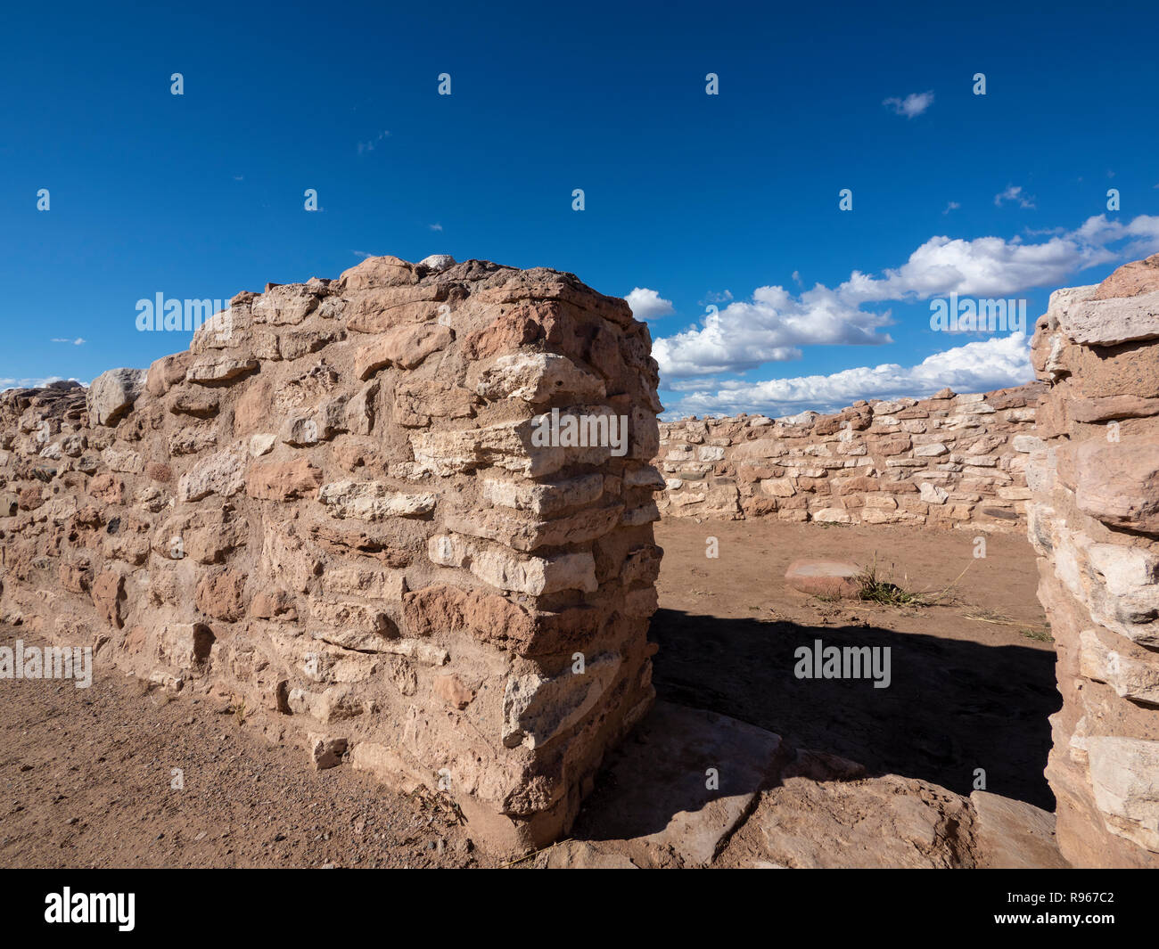 Southern Sinagua pueblo Indian ruins, Tuzigoot National Monument ...