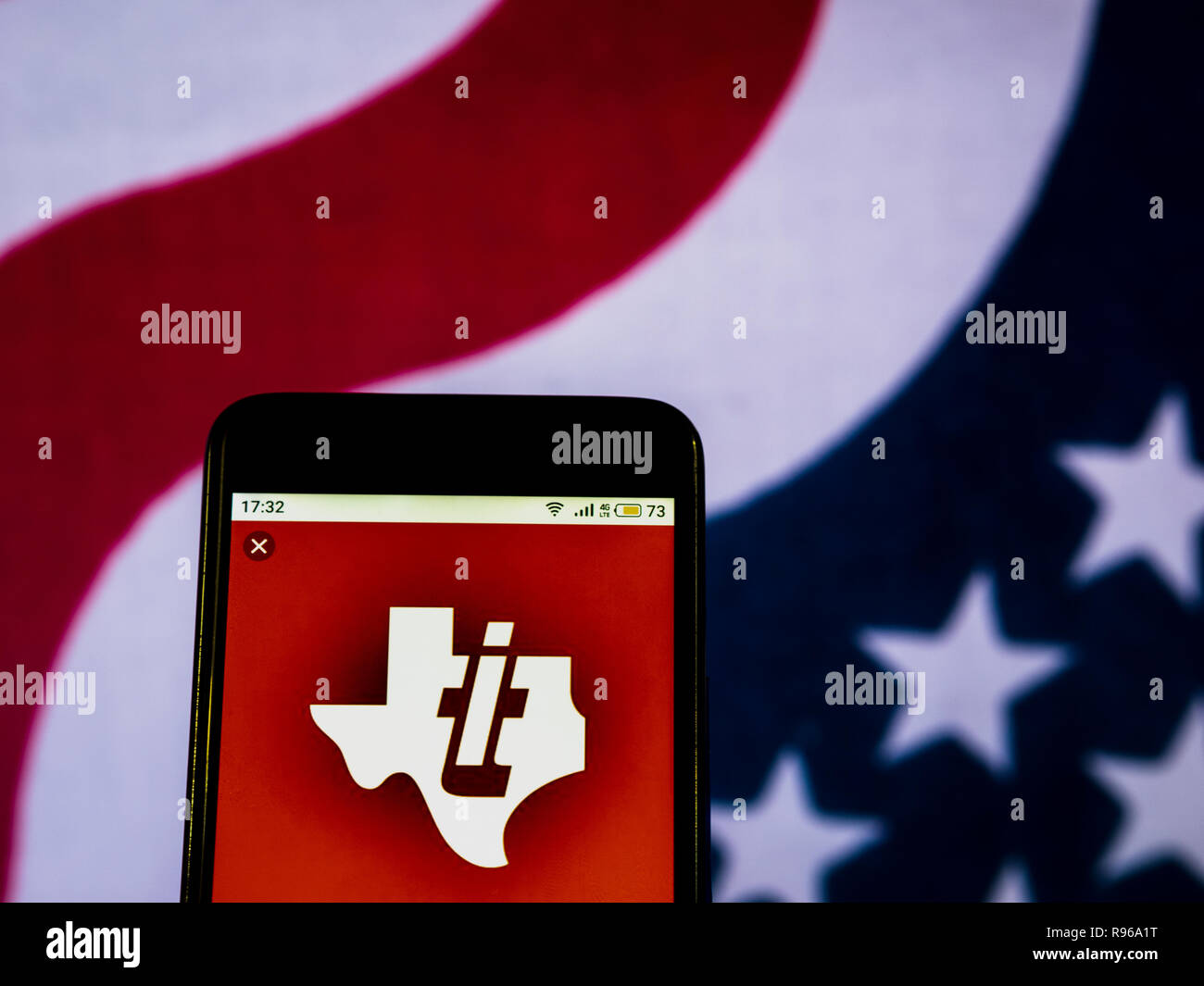 Texas instruments logo hi-res stock photography and images - Alamy