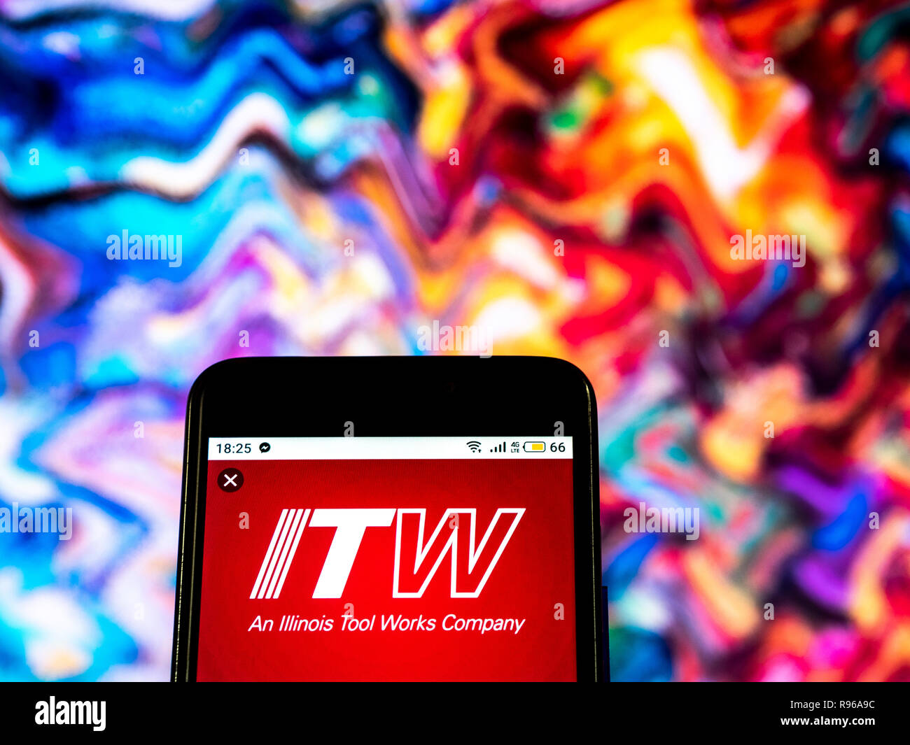 Illinois tool works hi-res stock photography and images - Alamy