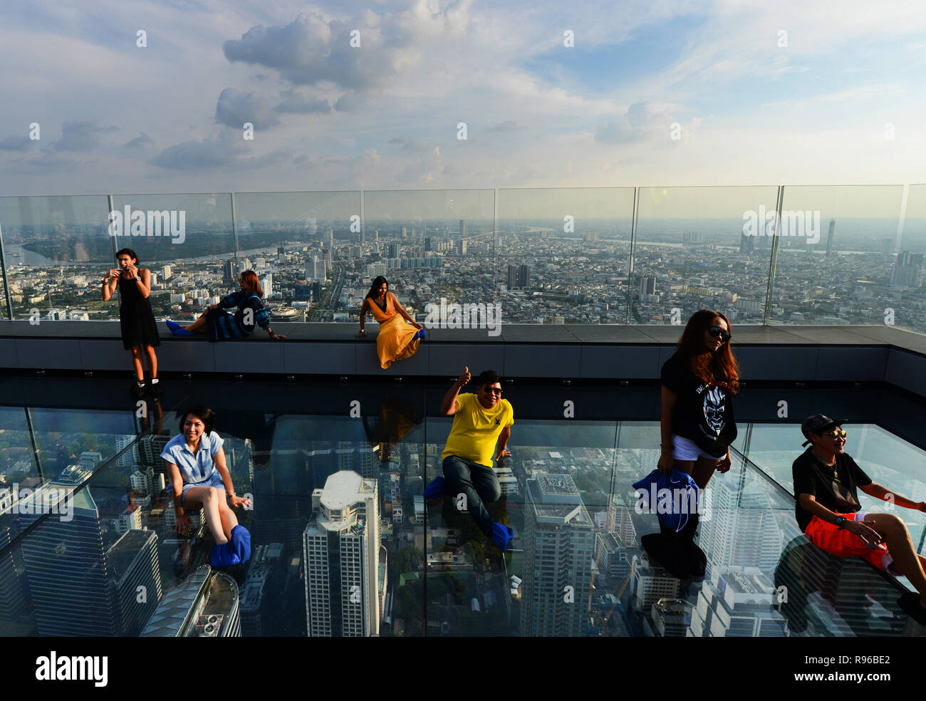 The glass skywalk on the rooftop of the MahaNakhon skyscraper in ...