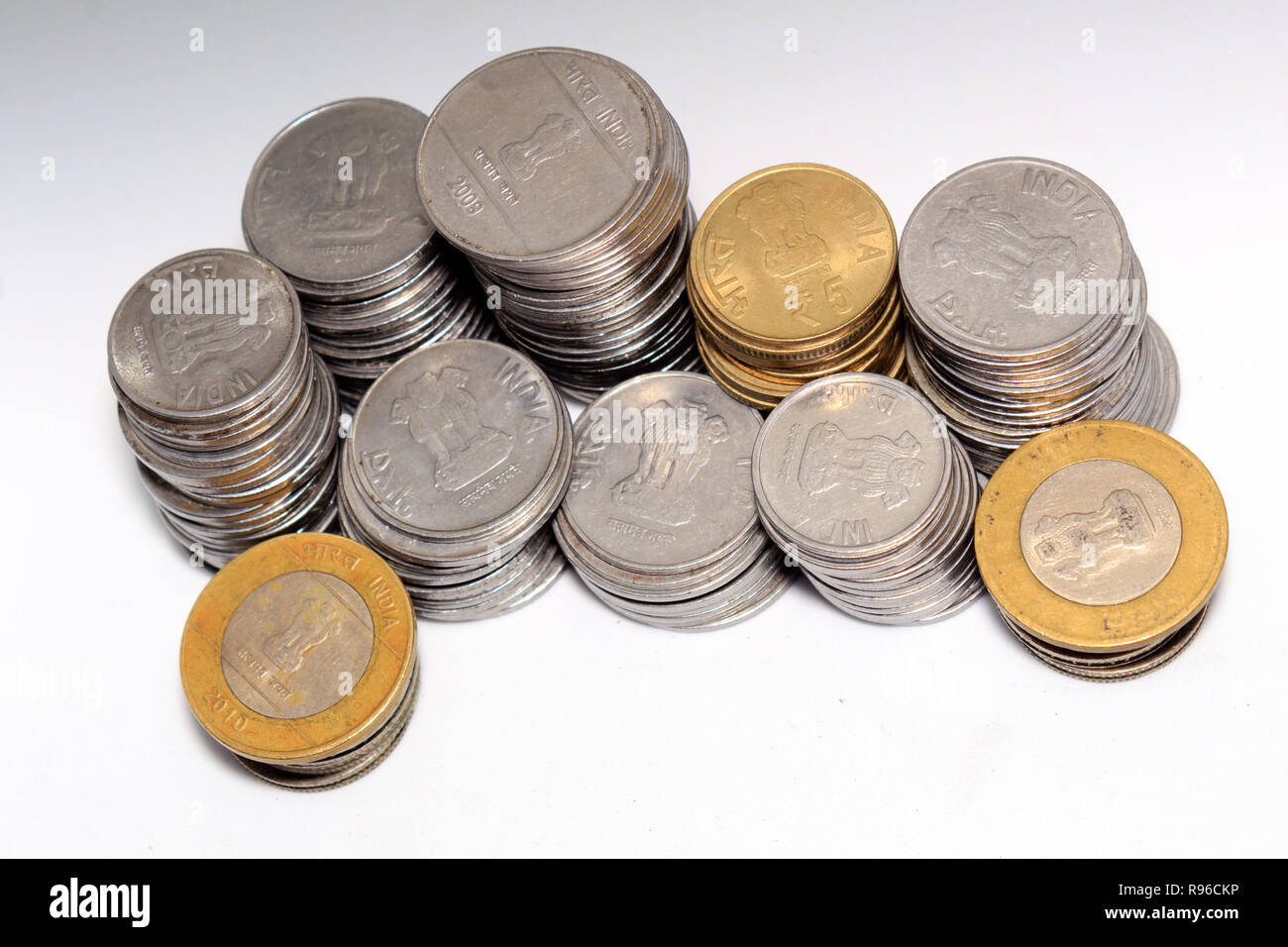Indian rupee gold coin stack hi-res stock photography and images - Alamy