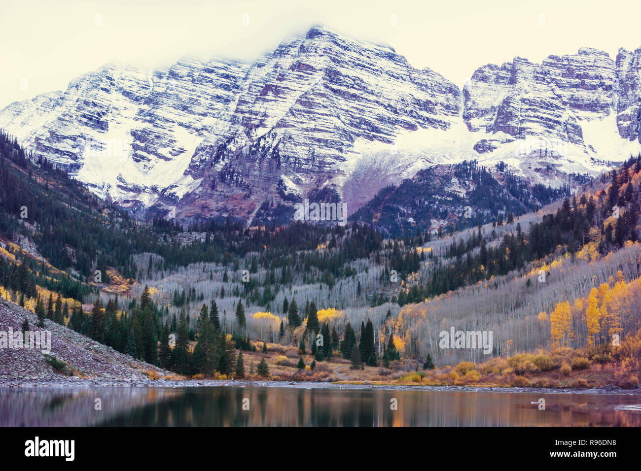 Maroon bells in morning hi-res stock photography and images - Alamy