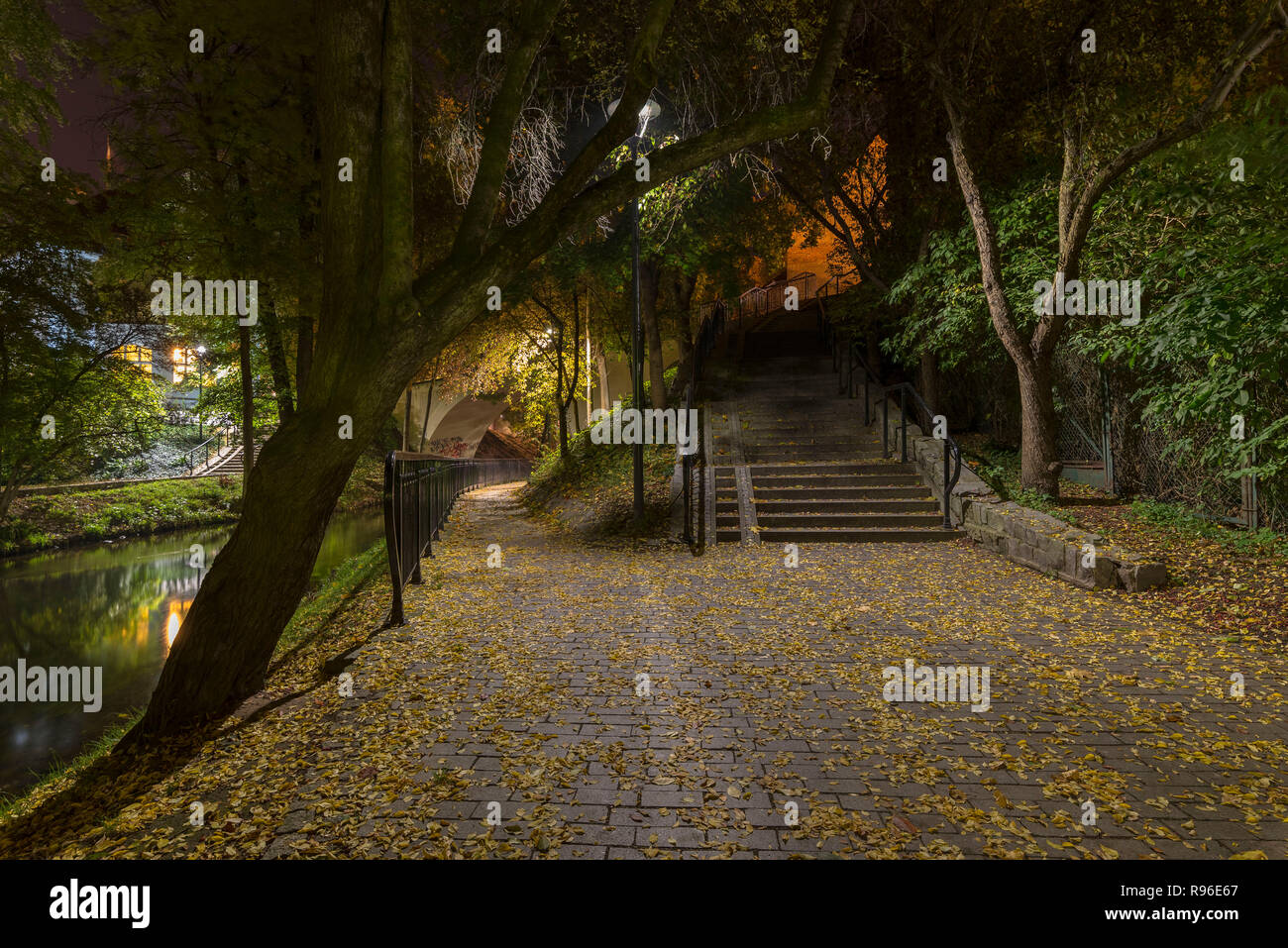 Nightscapes hi-res stock photography and images - Alamy