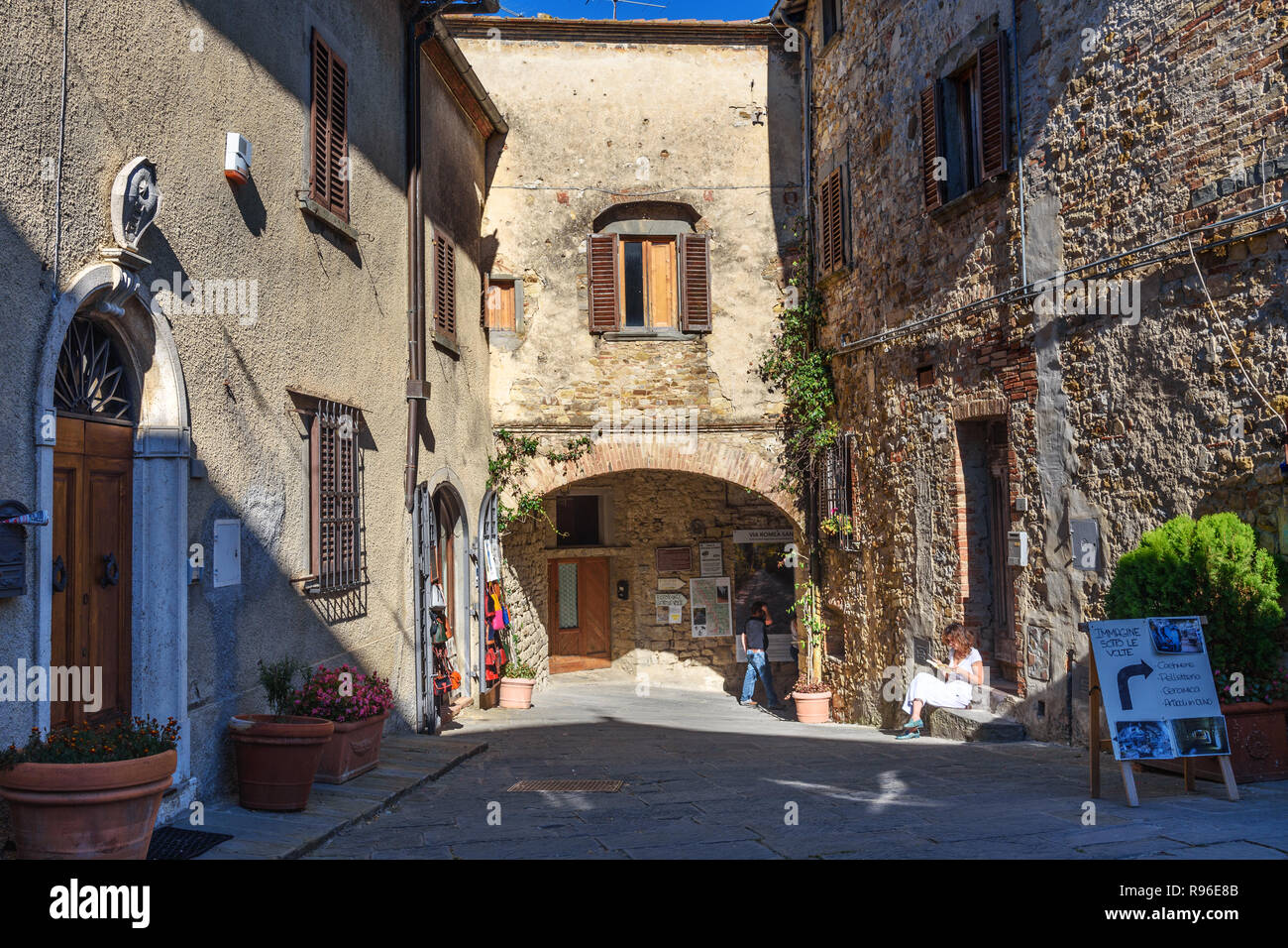 Castellina chianti hi-res stock photography and images - Alamy
