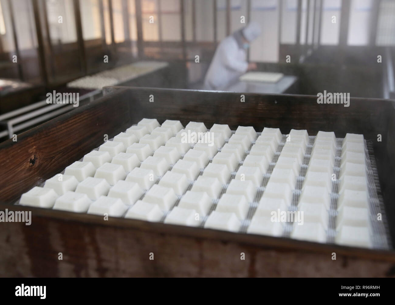 Rice cake factory hi-res stock photography and images - Alamy