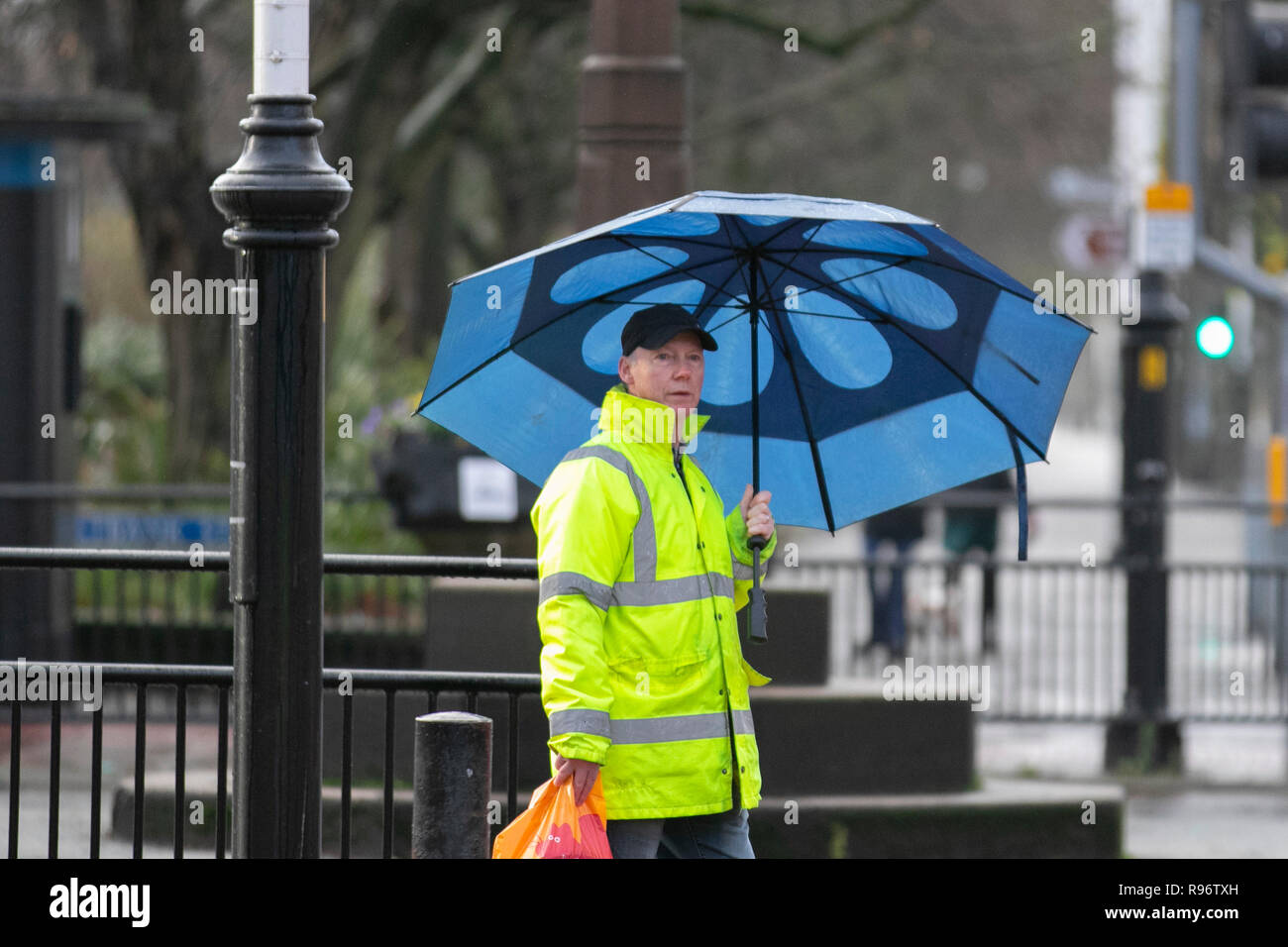 Rainfall background hi-res stock photography and images - Alamy