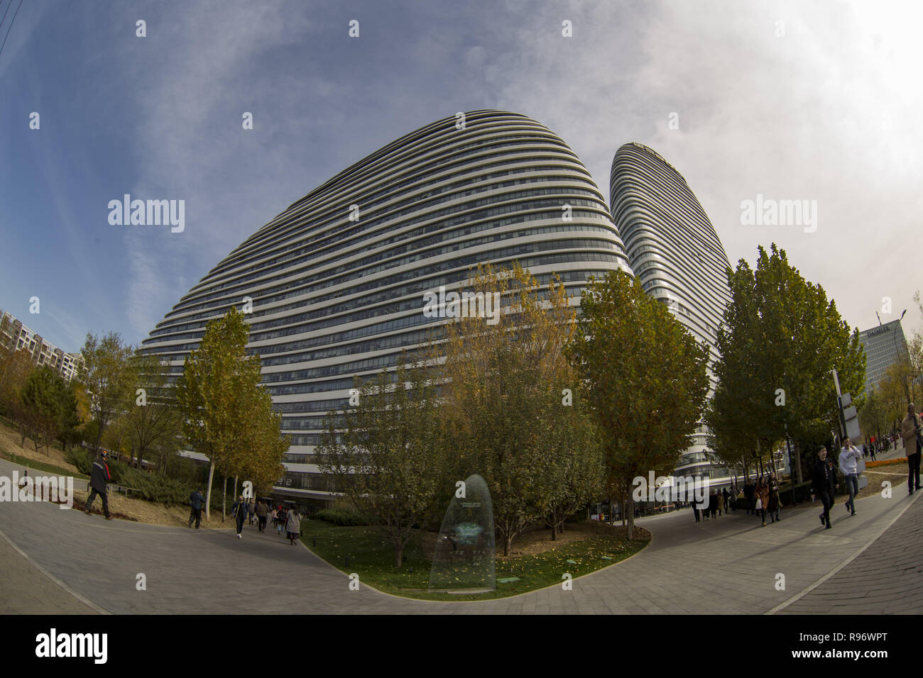 Beijin, Beijin, China. 20th Dec, 2018. Beijing, CHINA-Wangjing SOHO is ...