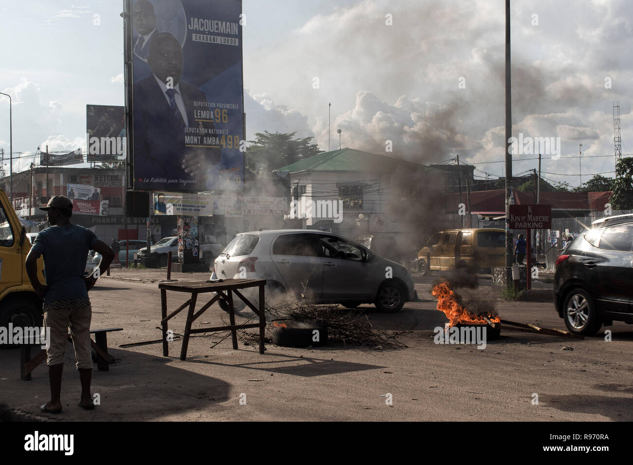 Kinshasa congo streets hi-res stock photography and images - Alamy
