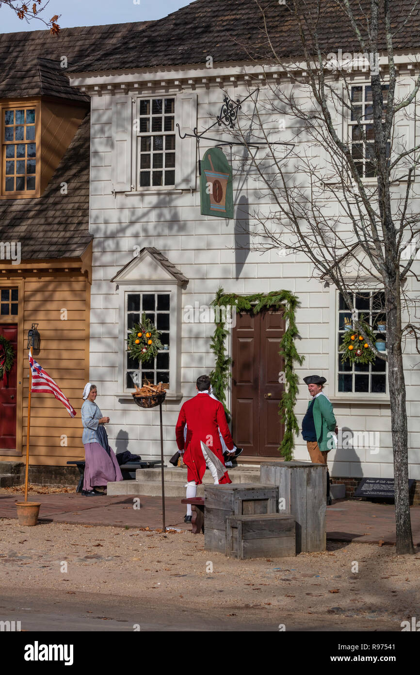 Colonial Williamsburg Christmas High Resolution Stock Photography and ...