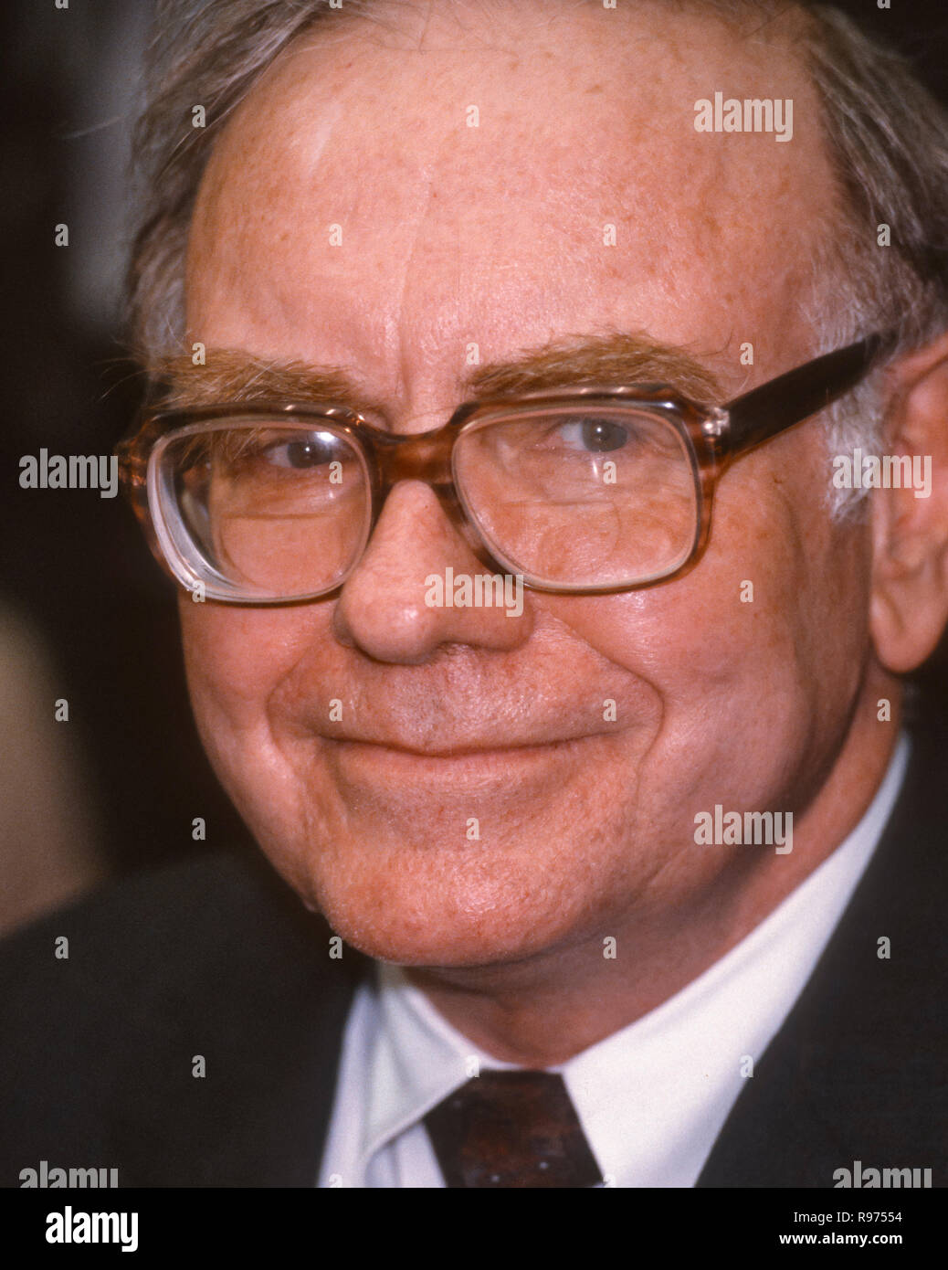 Warren buffett house hi-res stock photography and images - Alamy
