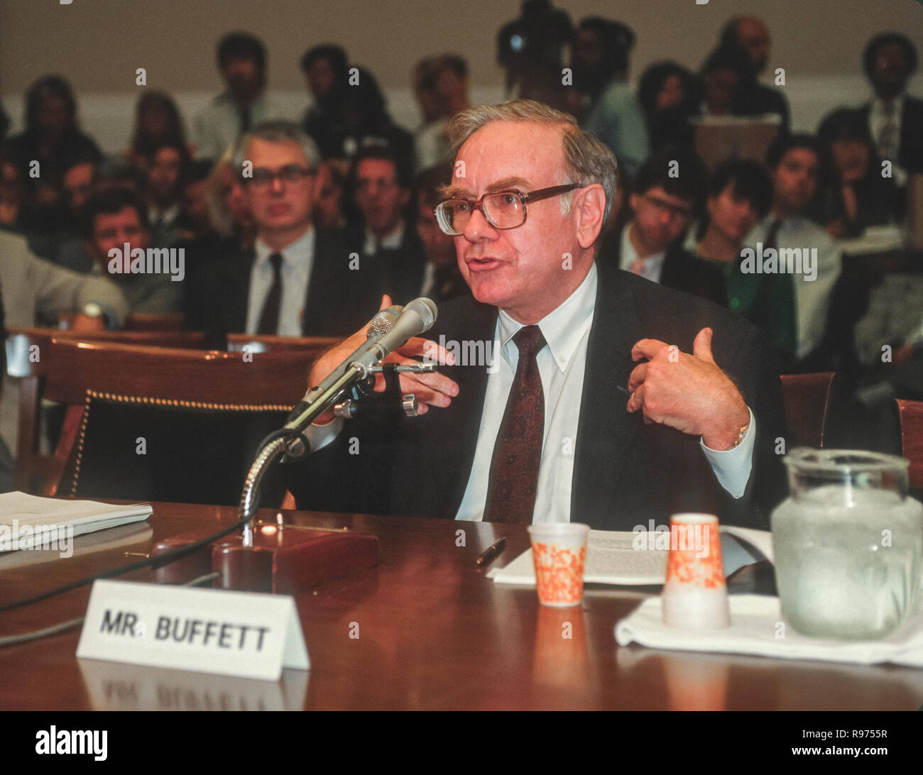 WASHINGTON, DC, USA - SEPTEMBER 4, 1991: Warren Buffett, Chairman ...