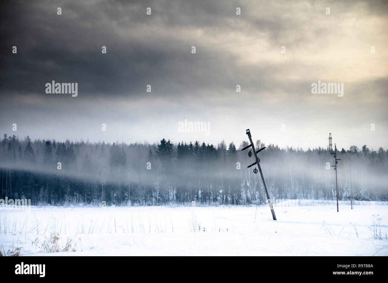 Broken power lines hi-res stock photography and images - Alamy