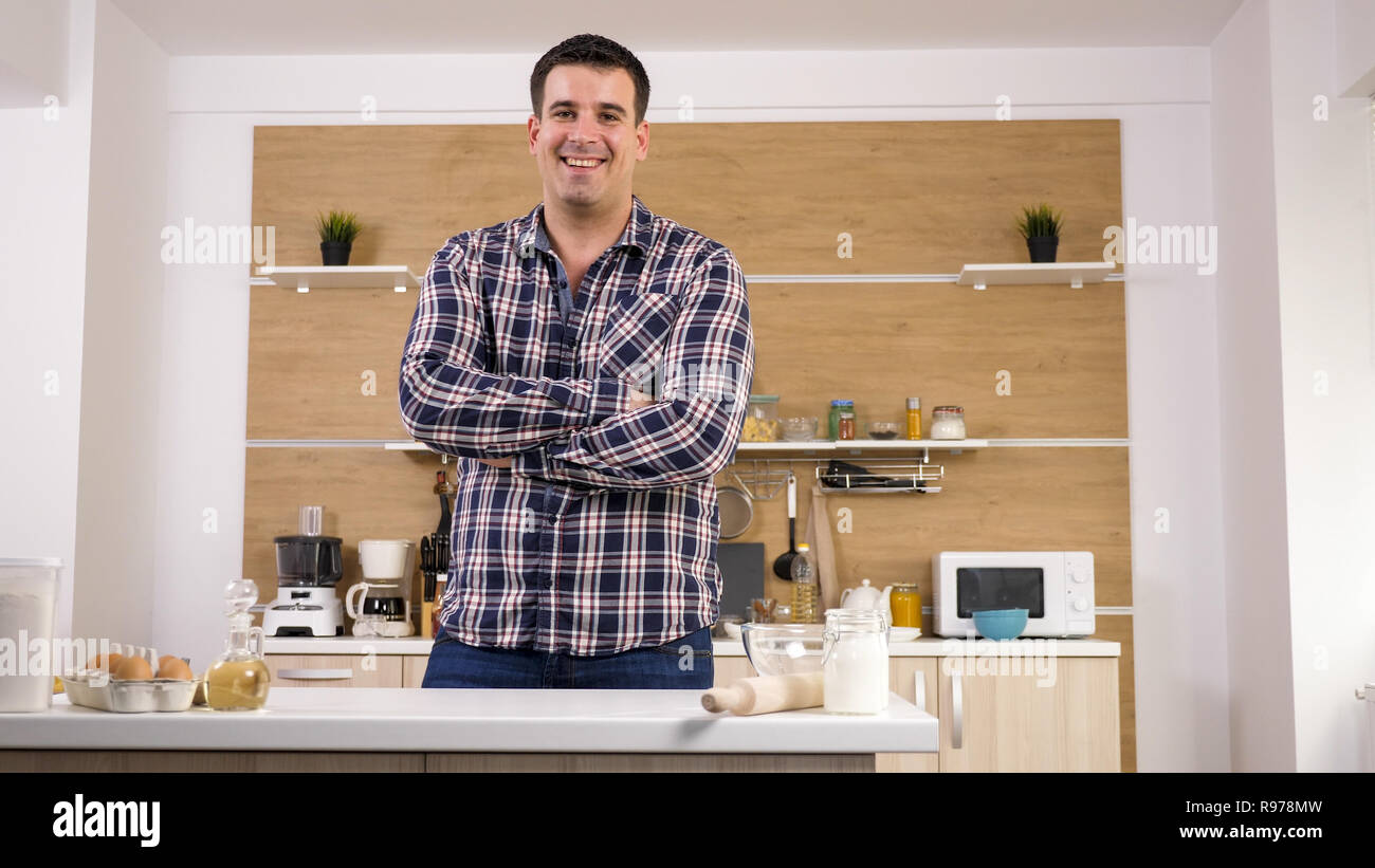 Potrait in kitchen hi-res stock photography and images - Alamy