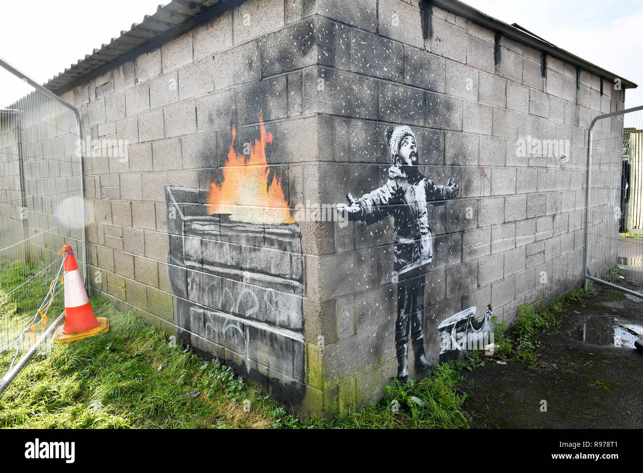 Taibach banksy hi-res stock photography and images - Alamy