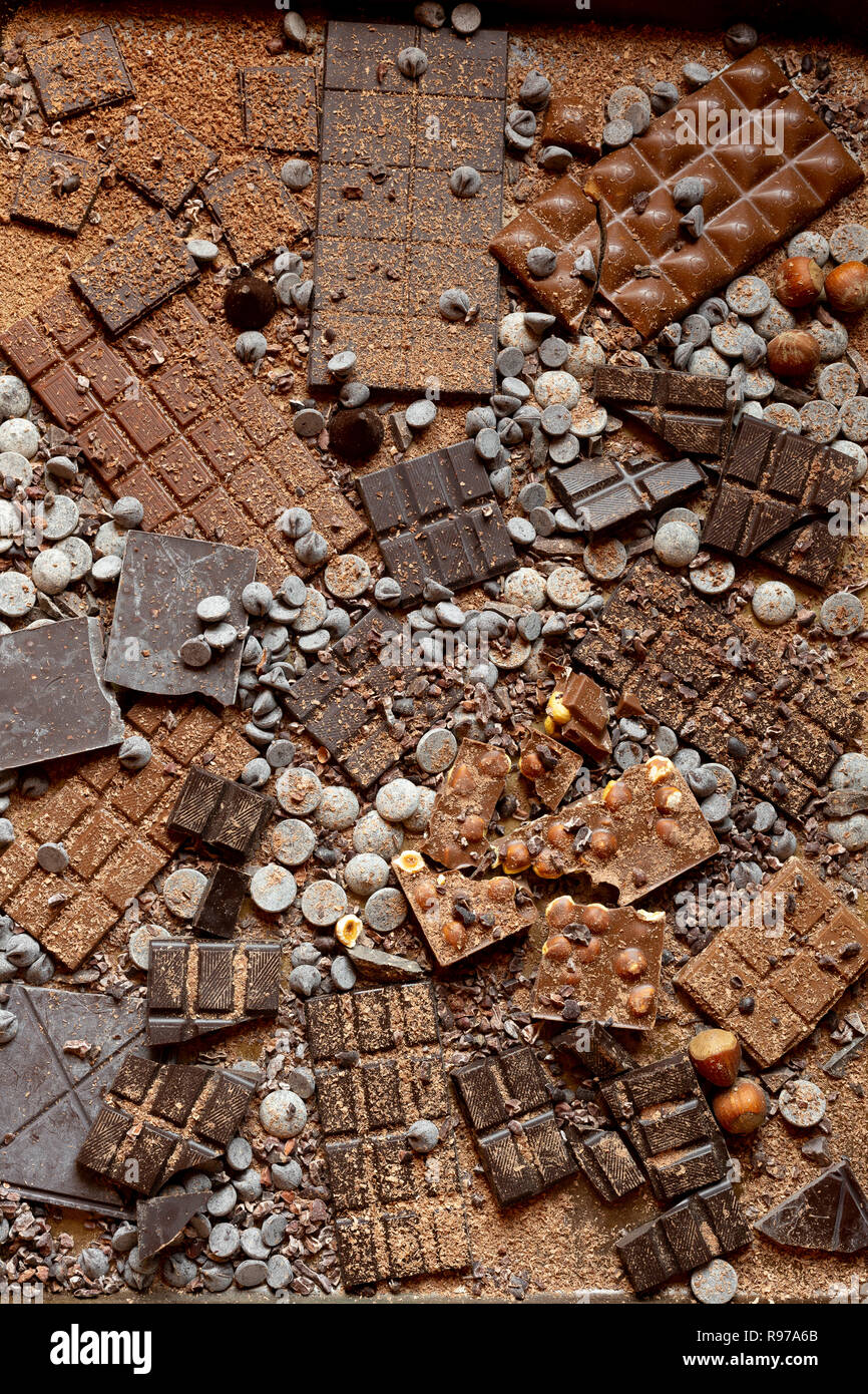 Broken chocolates hi-res stock photography and images - Alamy