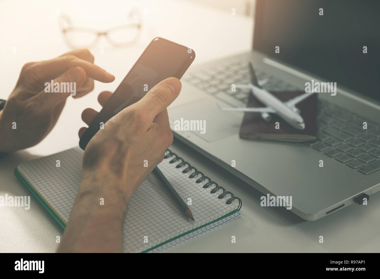 Flight search laptop hi-res stock photography and images - Alamy