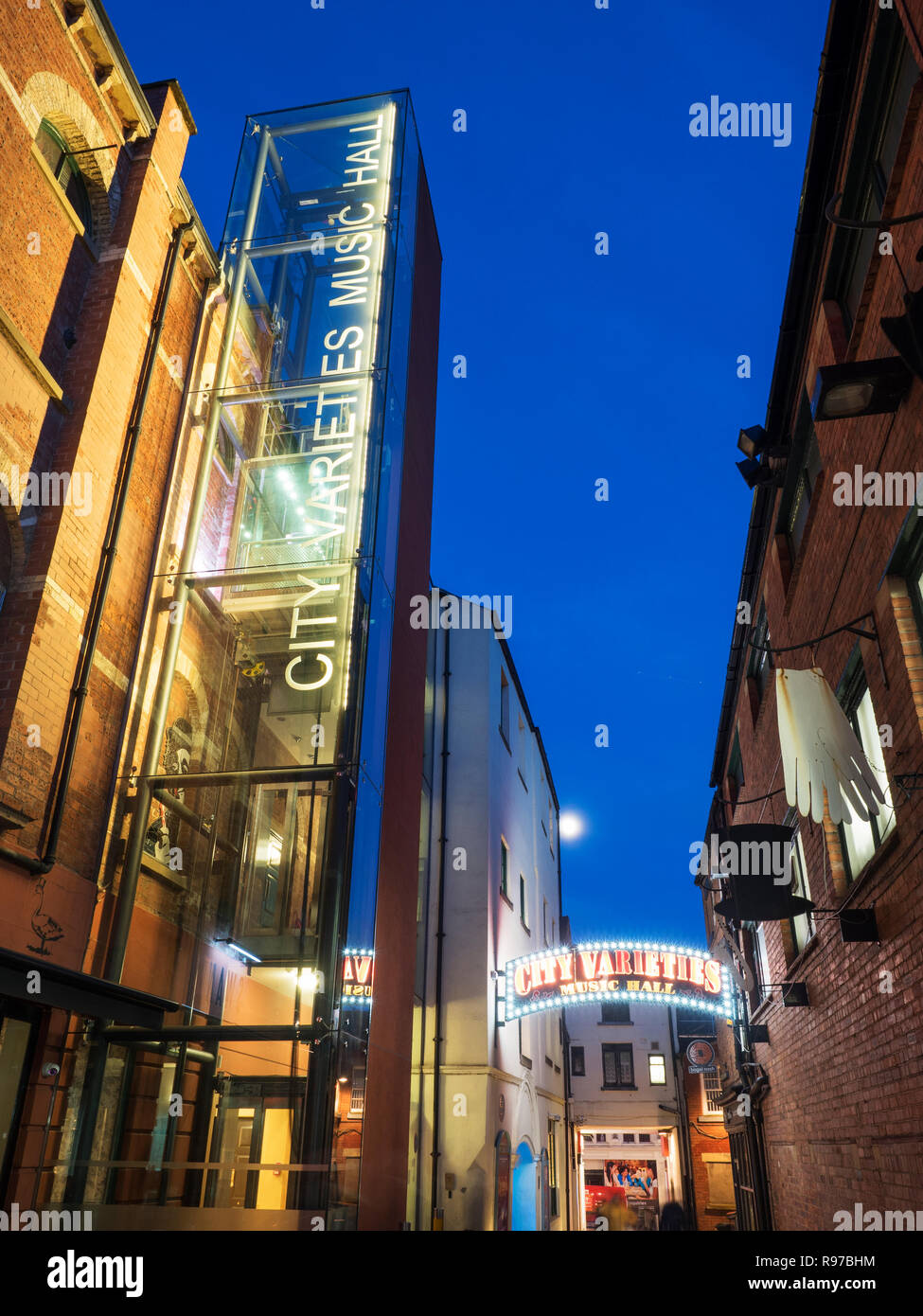 City varieties music hall leeds hi-res stock photography and images - Alamy