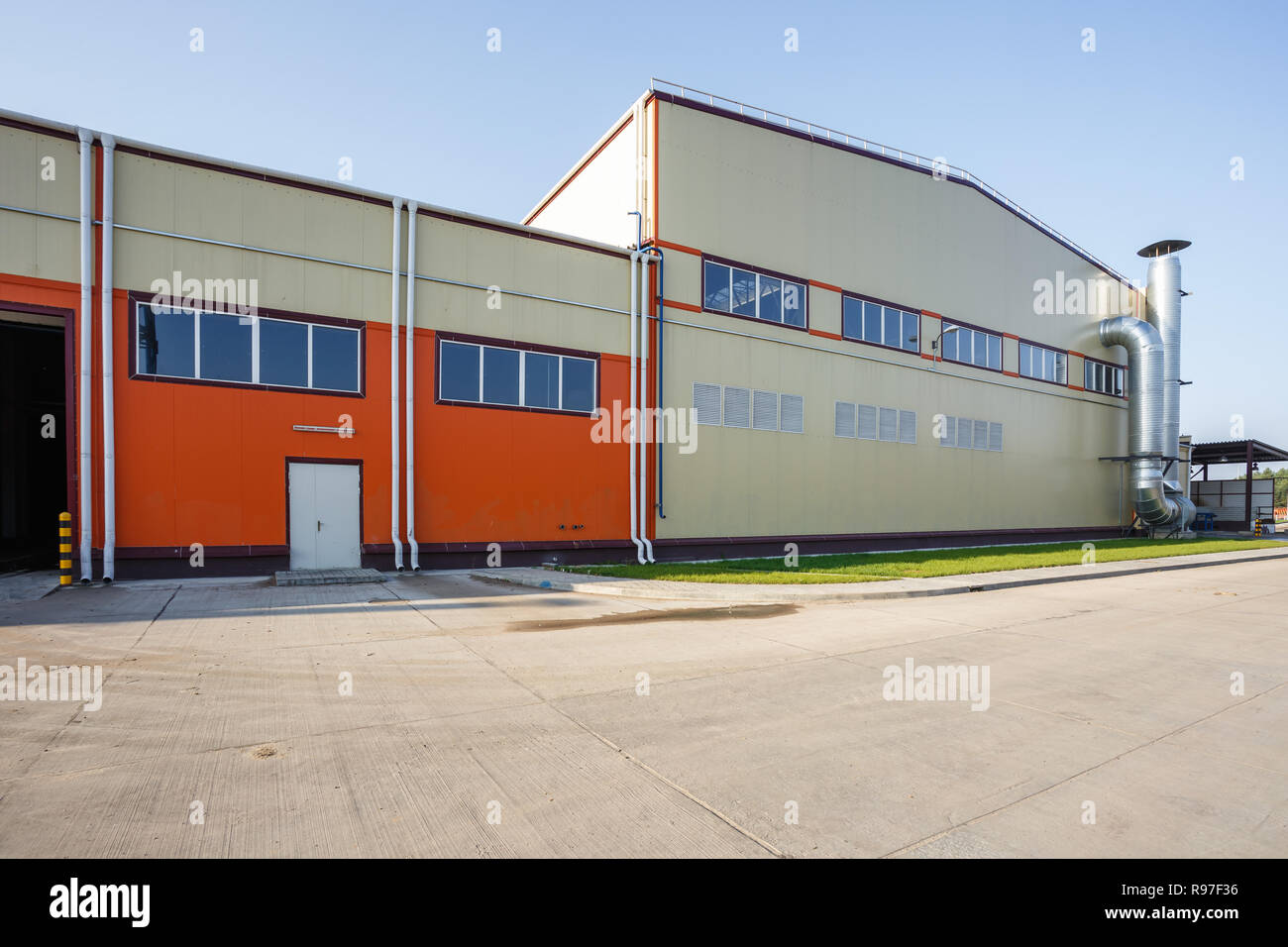 Modern waste recycling processing plant. Separate garbage collection ...