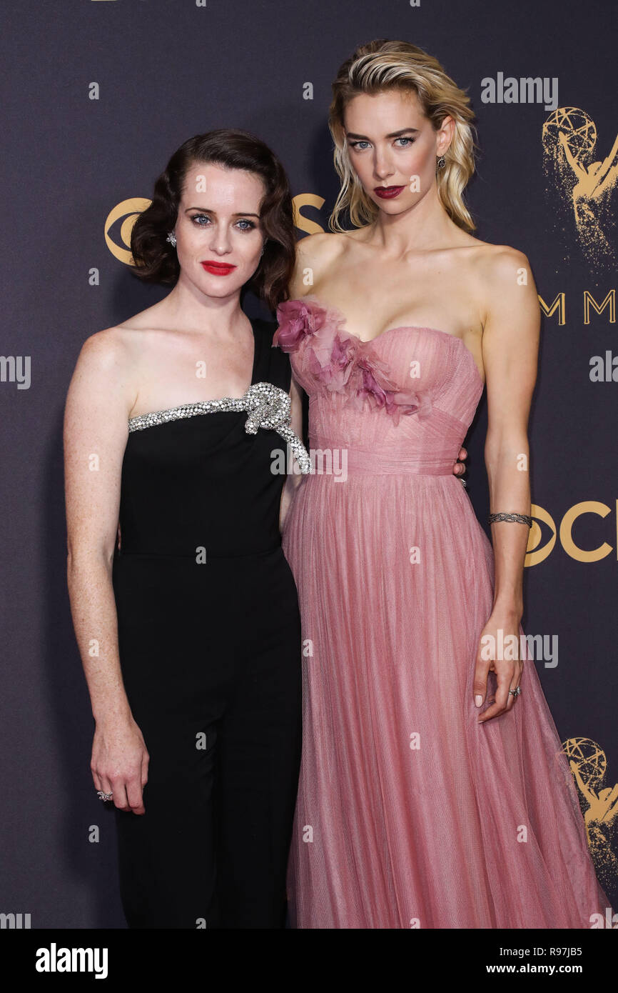 Vanessa kirby claire foy hi-res stock photography and images - Alamy